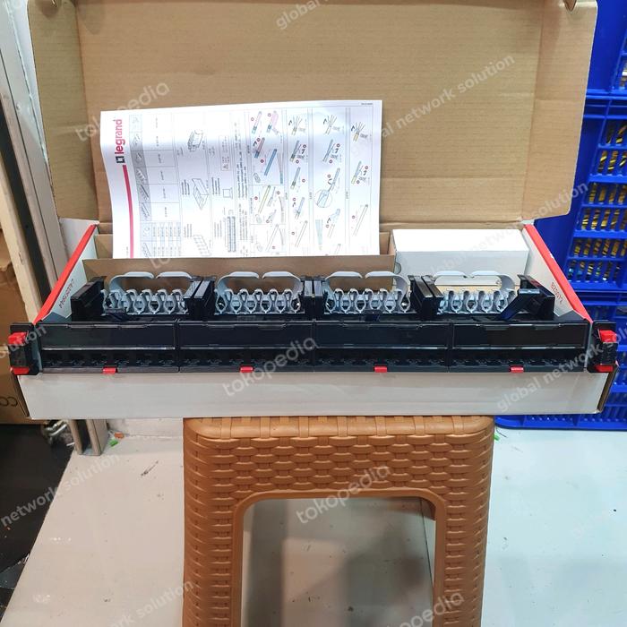 Jual patch panel 24 port cat 6 lengkap modular jack Legrand original ...