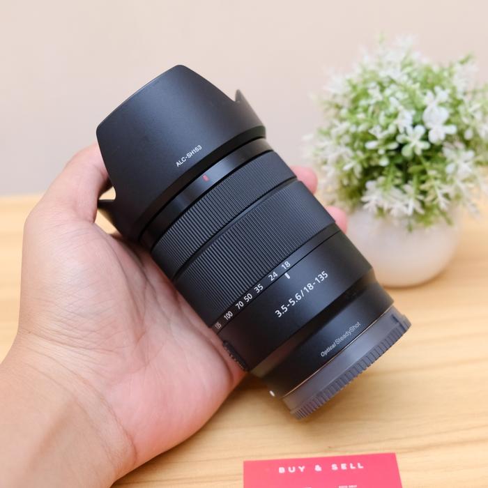 Jual SONY E 18-135mm F3.5-5.6 OSS APSC / LENSA SONY E 18-135 mm ...