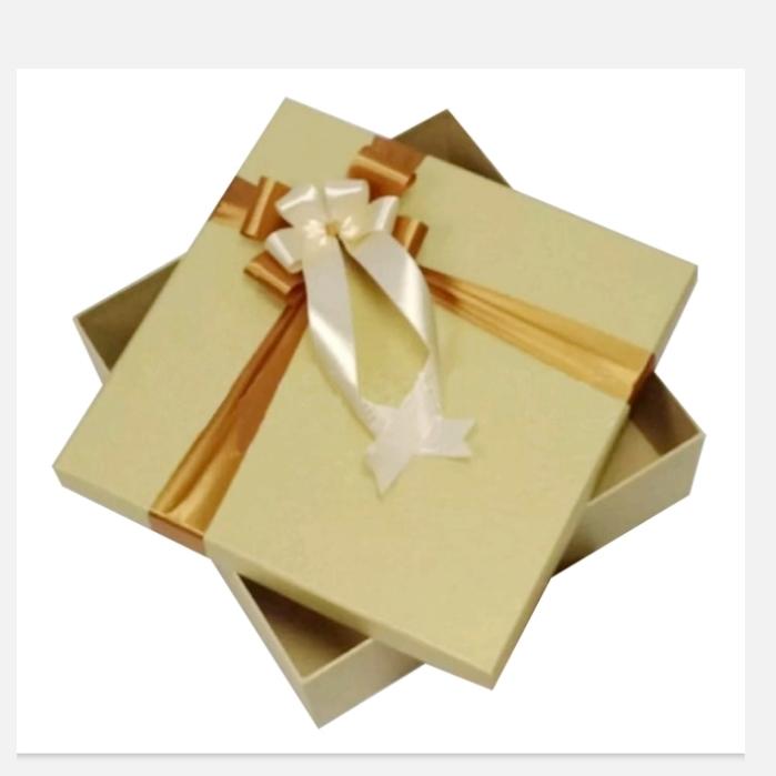 Jual box hampers]box serbaguna - gold, 20x20x10cm - Jakarta Timur ...