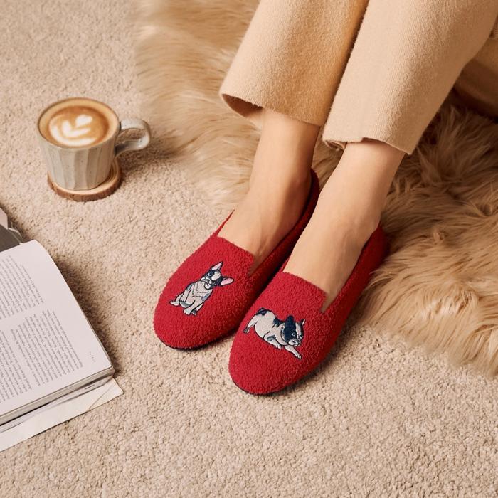 Jual Sepatu Vivaia flat red bulldog size EUR 38 belum pernah dipakai ...