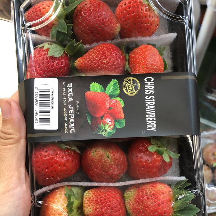 Jual Buah Strawberry Lokal Dulux / Pack - Jakarta Barat - PartnerBuah ...