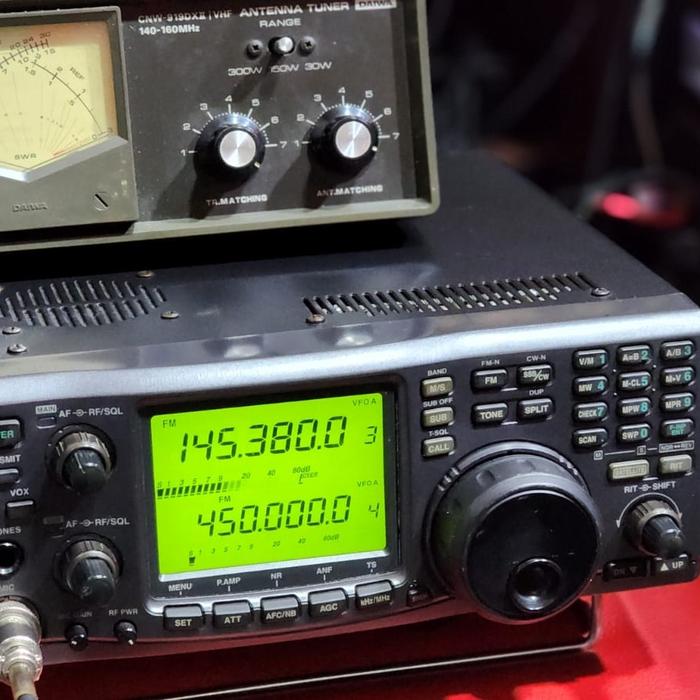 Jual Icom Ic-910H VHF/UHF SATELITE US version open - Kab. Sleman ...