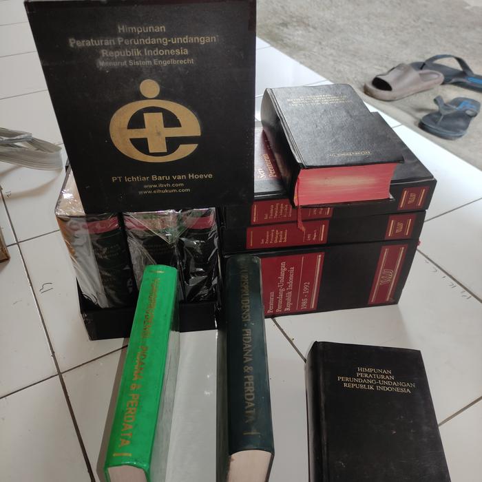 Jual Buku Miller, Alice_ Ward, Ruth - The Drama Of The Gifted Child ...