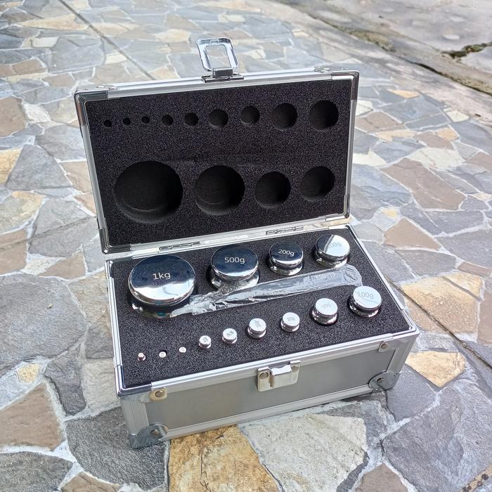 Jual Batu Timbangan Kalibrasi set 1gr -1kg / Bandul Timbangan Set M1 ...