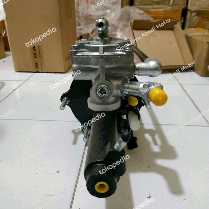 Jual AIR MASTER SERVO PANJANG REM DEPAN FUSO GANJO 6D22 220PS 8DC9 ...