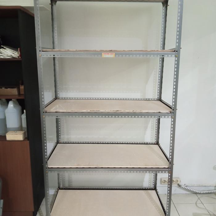 Jual Rak Besi Siku Lubang T200 P120 L30cm 5 susun 4 tiang - Kota ...