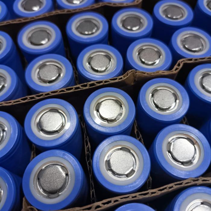 Jual 21700 Li-ion Battery Lishen 4000 Mah 10c 3.7v 40a Lr2170la Di ...