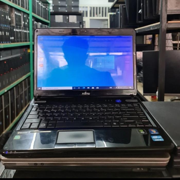 Jual LAPTOP FUJITSU LIFEBOOK LH531 CORE I5-2430M,RAM 8 GB NO HDD - Kota ...
