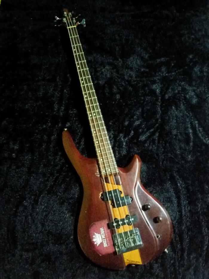 Jual Bass Gillmore GB230 4 String, Original, Second - Kab. Polewali ...