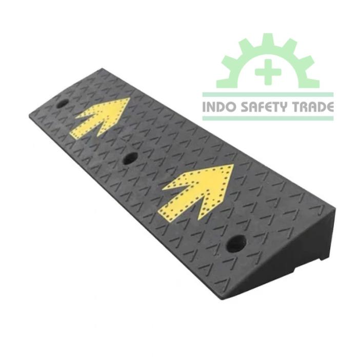 Jual Curb Ramp PVC Tanjakan Tinggi 15cm Rubber Ramp Tebal dan Kuat ...