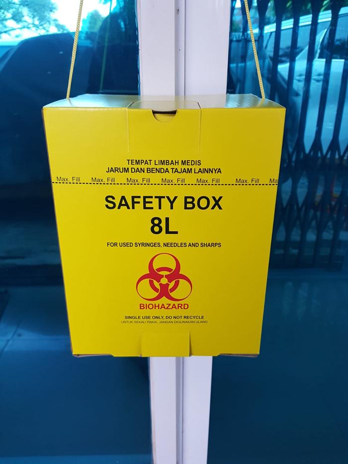 Jual SAFETY BOX 8 L BIOHAZARD - LIMBAH MEDIS - box+tali+inner - Kab ...