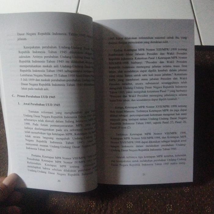 Jual Buku Panduan Pemasyarakatan. Undang - Undang Dasar Tahun 1945. Di Seller Sweet Shop ...