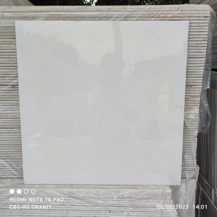 Jual granit lantai uk 60x60 solid white putih polos by indogres - Kab ...