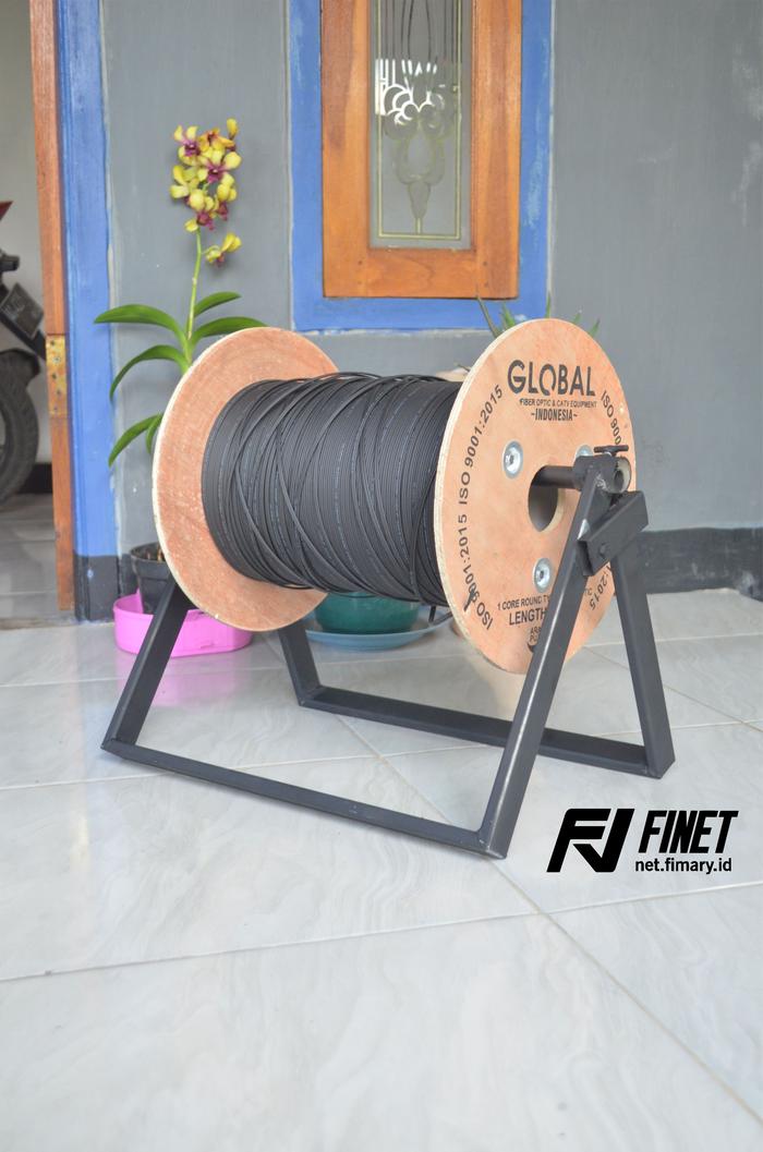 Jual Roll Kabel FO Alat Tarik Cable Fiber Optik Gulung Dudukan Drop Core - Kab. Nganjuk ...