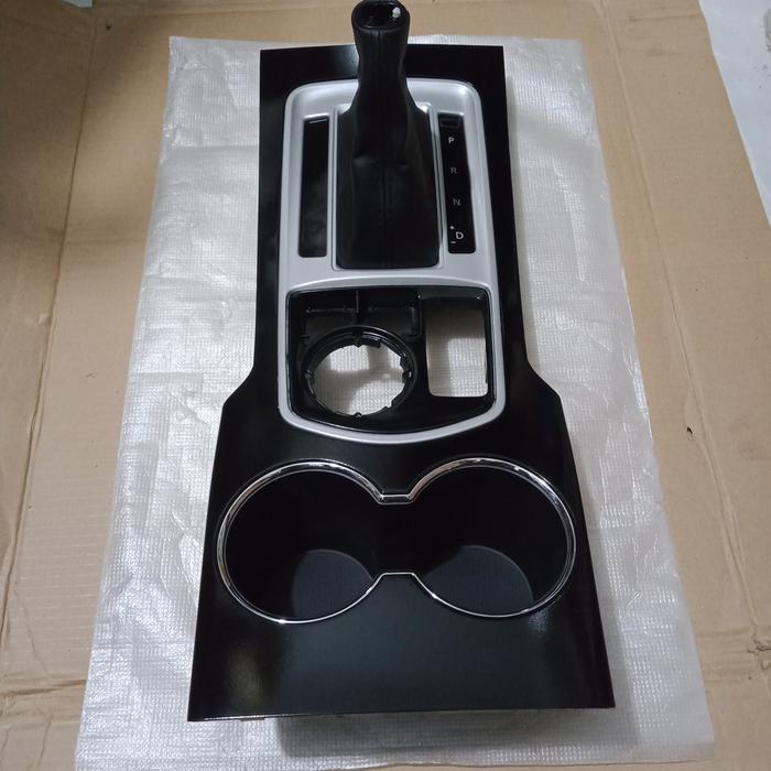 Jual Panel Consule Console Box Transmisi Matic 4×4 Mitsubishi Pajero ...