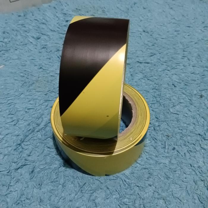 Jual Lakban Lantai Tanda Lantai - Garis Lapangan 2" x 33meter - Hitam Kuning - Jakarta Barat ...
