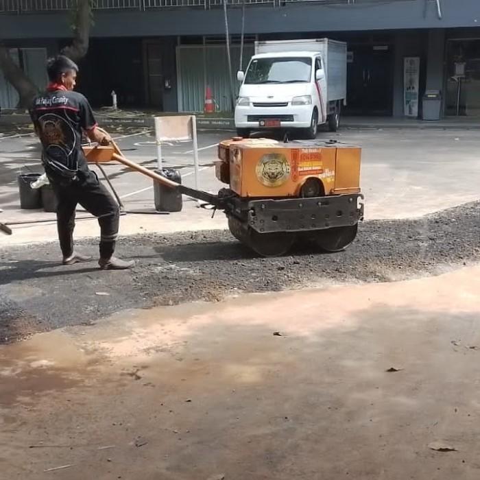 Jual SEWA STAMPER KUDA KODOK BABY ROLLER JACKHAMMER GENSET TEBANG POHON ...