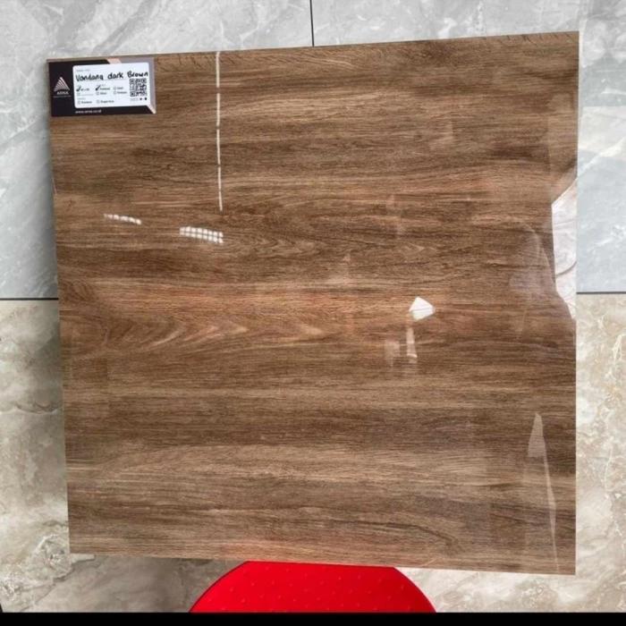 Jual GRANIT 60X60 GLOSSY MOTIF KAYU VANDANA DARK BROWN - ARNA - LOCAL - Kab. Bogor - AzzamAzlan ...