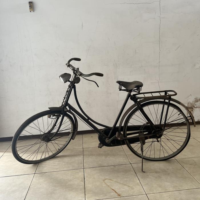 Jual Sepeda kuno vintage merk Gazelle made in germany 1940 kondisi used ...