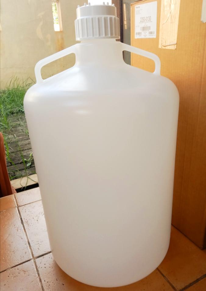 Jual Themo Scientific Nalgene Fluorinated Carboys HDPE 20 Liter - Kota Bekasi - ctr7 LabStore ...