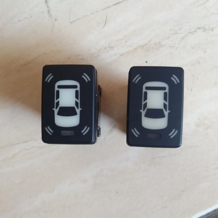 Jual Saklar/switch Corner Sensor Toyota Innova Reborn dan fortuner VRZ ...