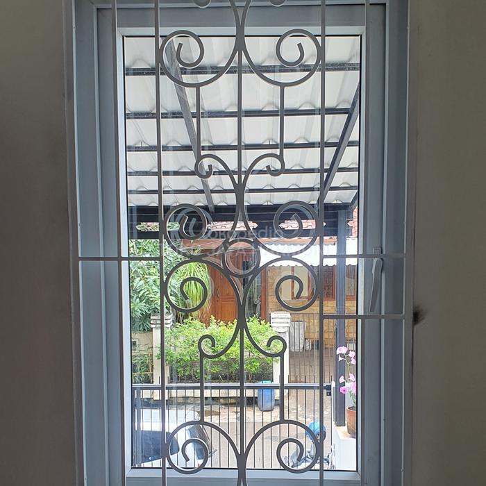 Jual Tralis Jendela Besi Minimalis / Tralis Besi Klasik Minimalis Murah ...