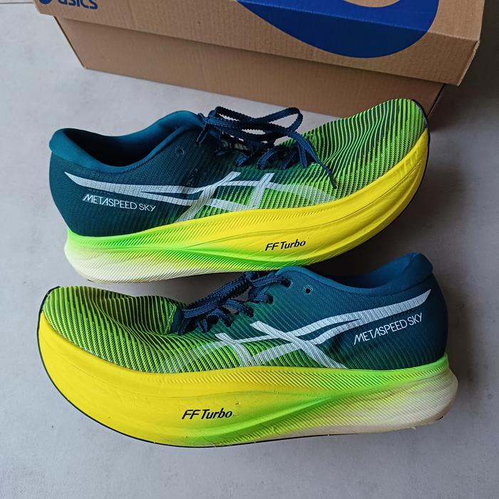 Jual Asics Metaspeed Sky+ Velvet Pine Safety Yellow || green - Kab ...
