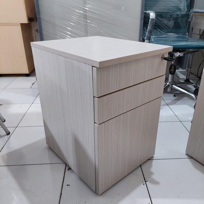 Jual nakas kayu cream 3 laci 2 model - Kota Tangerang - Jayyid Jidan ...