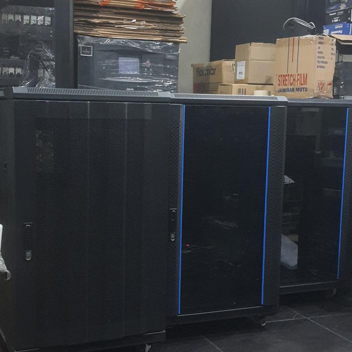 Jual closed rack server indorack 20u depth 900mm harga saudara ...