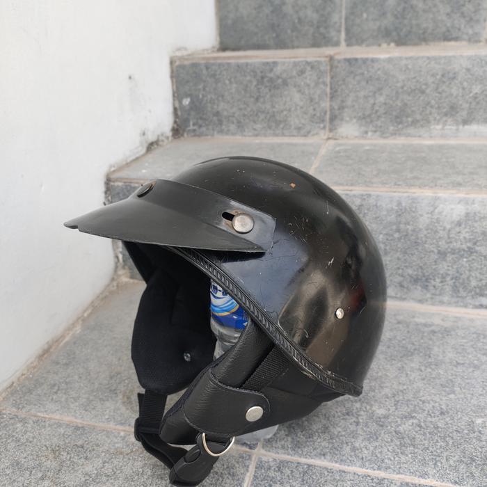 Jual HELM CHIPS HITAM JADUL - Jakarta Barat - keongsawah | Tokopedia