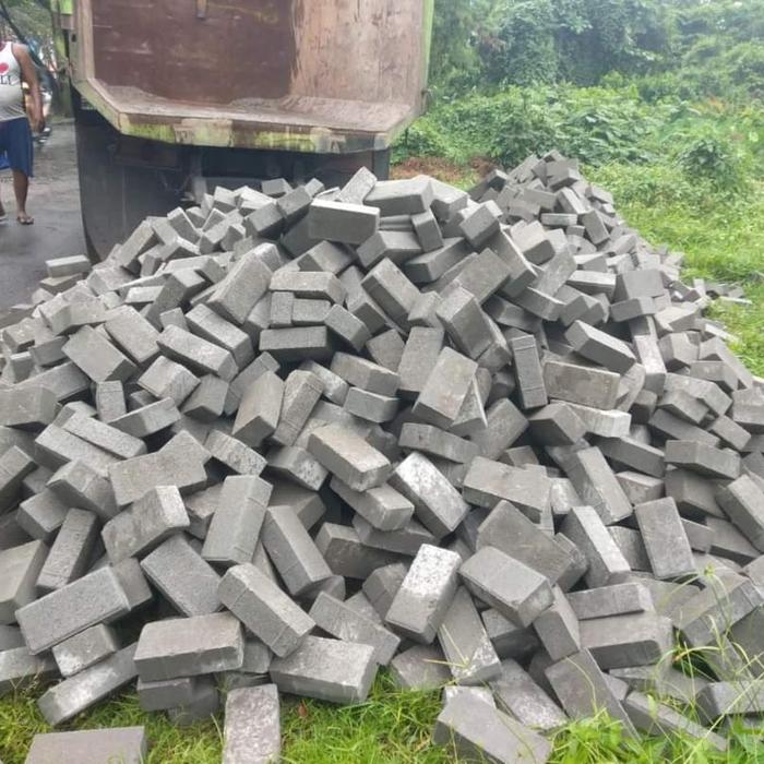 Jual Paving block pres Hidrolik Conblock beton Paving rumput Gressblock ...
