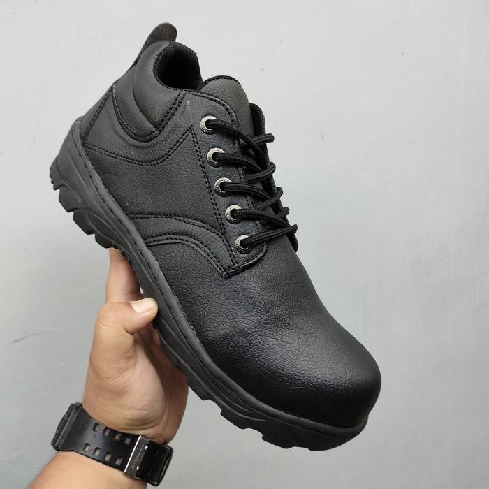 Jual SEPATU SAFETY PRIA UKURAN JUMBO BIG SIZE 45 46 FULL HITAM SEMI ...