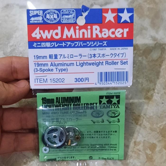 Jual Tamiya 15202 19mm Aluminum Lightweight Roller Set 3Spoke Type ...