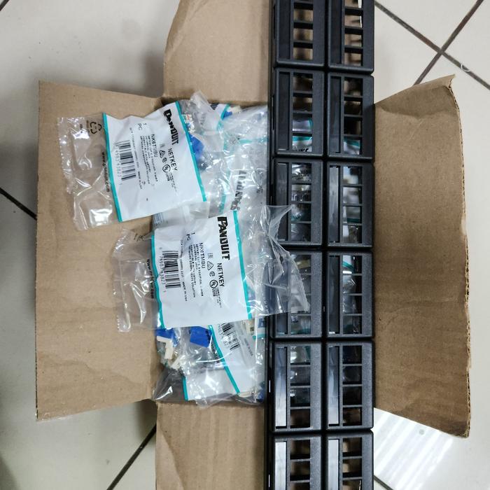 Jual panduit patch panel 48 port cat 6 include modular jack - Jakarta ...