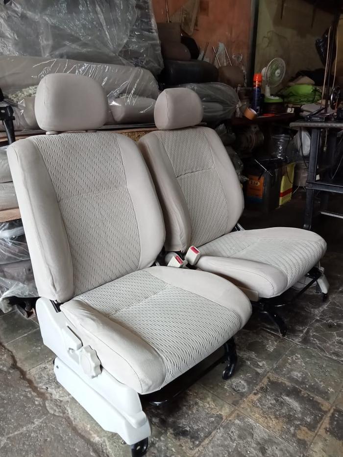 Jual JOK MOBIL TOYOTA RUSH bagian DEPAN ORIGINAL COPOTAN #0057 ...