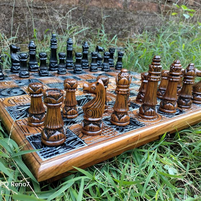 Jual papan catur set , chess teak , full ukiran - Kab. Jepara - karya ...