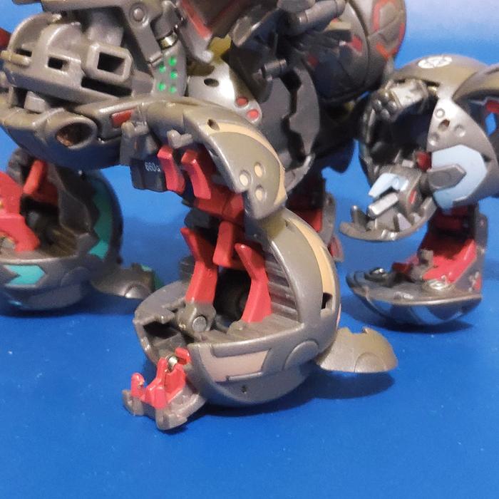 Bakugan Maxus Helios Mk2