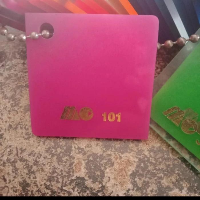 Jual acrylic lembaran (MC) warna pink kode 101 UK: 3mm x 122cm x 244cm ...