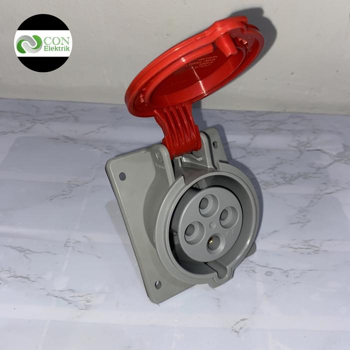 Jual SOKET PANEL MOUNTING LEGRAND 3 PIN 32A IP44 - 555284 - Jakarta ...