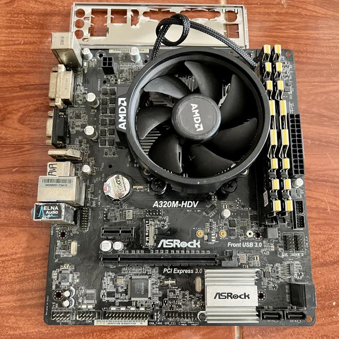 Jual Pc Gaming AMD Ryzen 3 2200G With Radeon Vega 8 #11 - Kota Medan - Kerlinviskom | Tokopedia