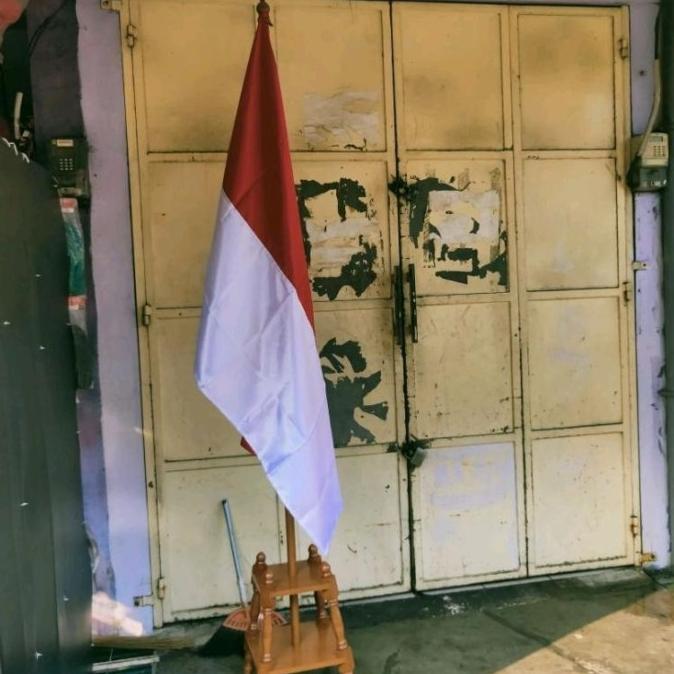 Jual Promo Agustus / Tiang Bendera Pataka + Bendera Indonesia Ukr. 90 X ...