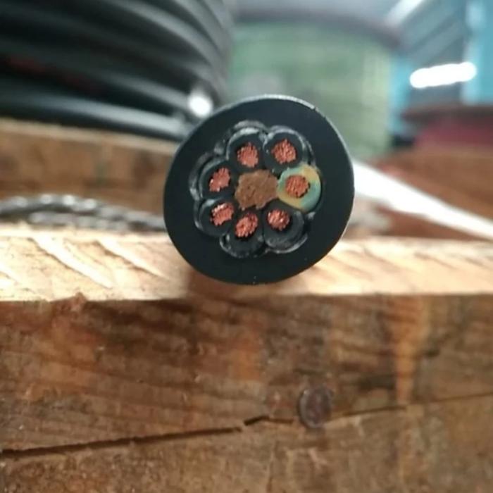 Jual KABEL H07RN-F 7G1,5 - 7x1,5mm 450-750V 0,6/1kV Black Colour TITANEX - Jakarta Barat - 3D ...