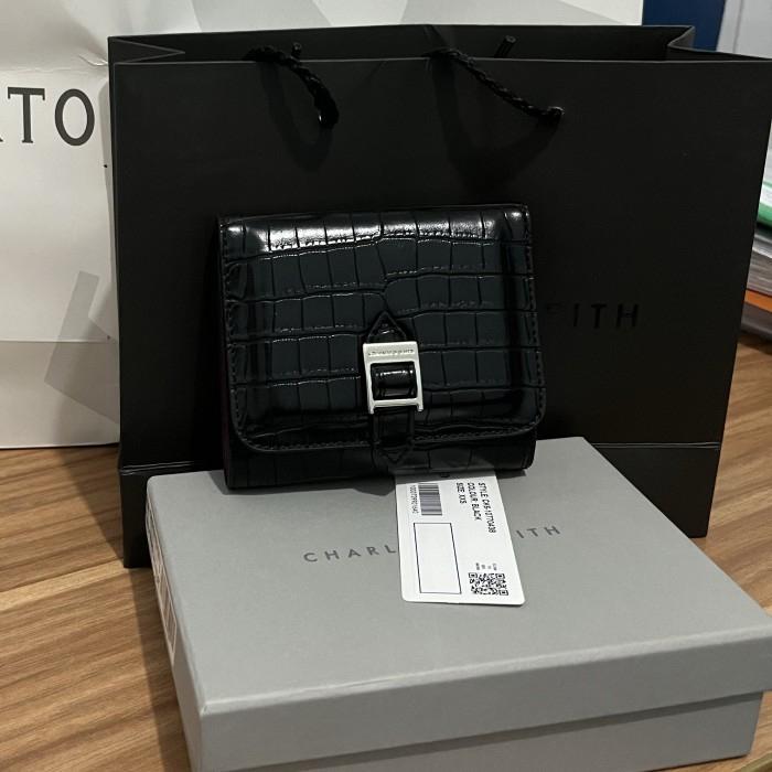 Jual dompet wanita branded charles keith original - Kota Tangerang ...