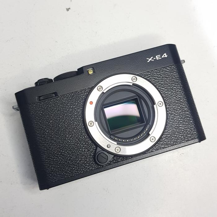 Jual Fujifilm X-E4 XE4 BO Like New Fullset Box - Kab. Wonosobo ...