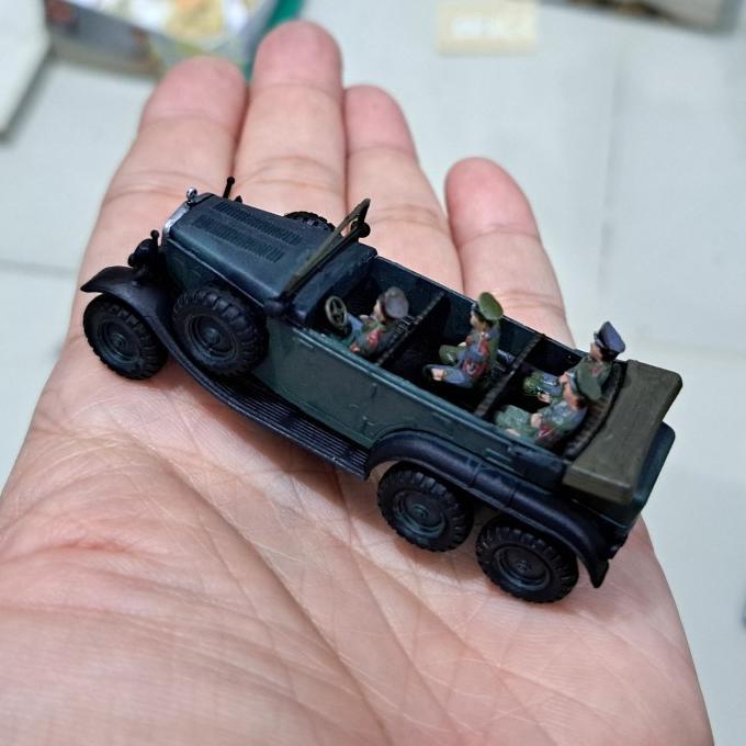Jual Terbaru 1:72 WWII Mercedes Benz G4 Hitler parade car with 4 Figure ...