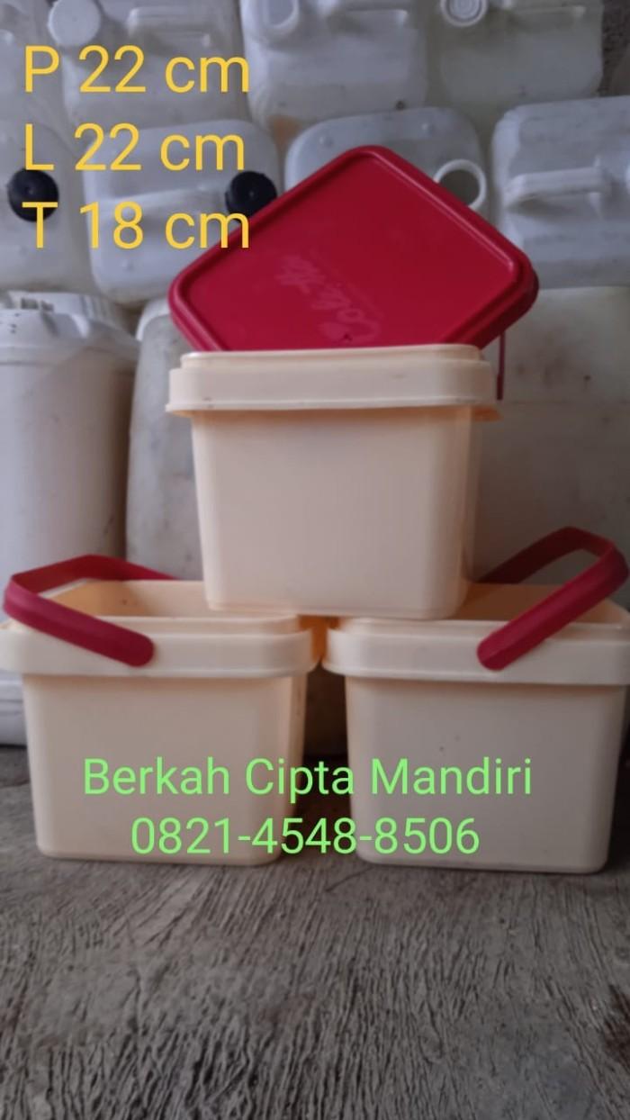 Promo Ember bekas es krim 5kg Ember plastik bekas 5kg Kotak plus tutup - Kota Tangerang ...