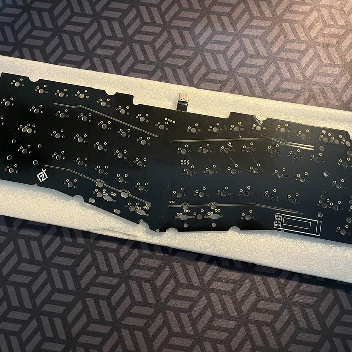 Jual Synthesis60 Solderable PCB by dyz.works - Kota Depok - KleinKarasu ...