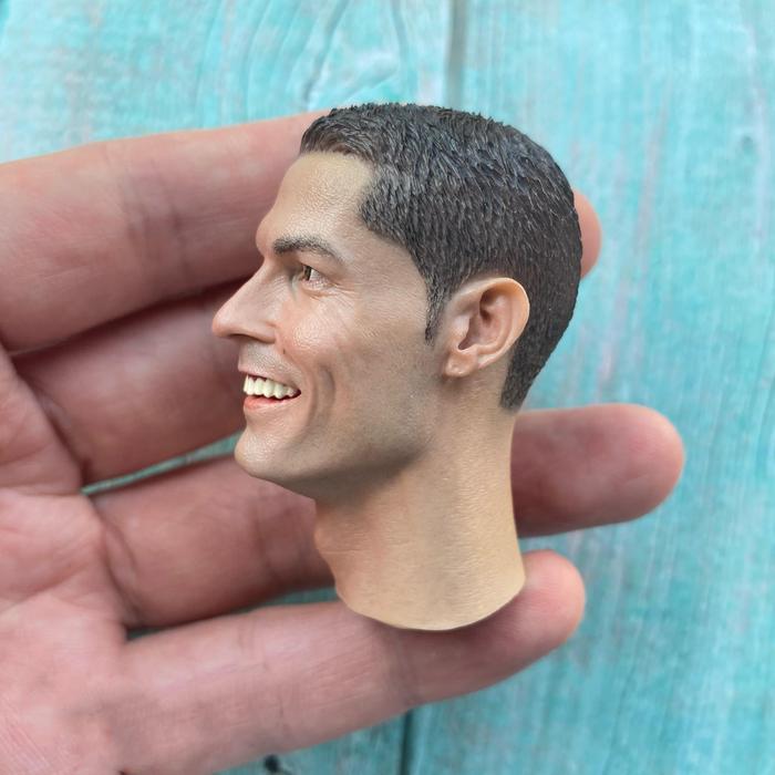 Jual Promo 16 Scale Cristiano Ronaldo Cr7 Smile Face Head Sculpt Model ...
