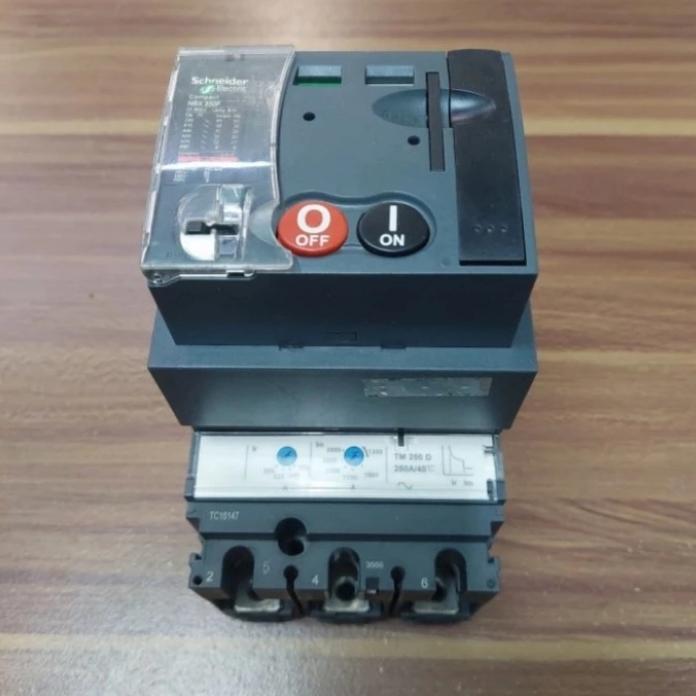 Jual SCHNEIDER MCCB BREAKER 36KA NSX100F 3P 100A + MOTORIZED UVT ...