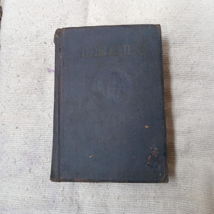 Jual Buku Langka Selected Works In Two Volumes Volume 1 Part 2 V,i,lenin Di Seller Noelle ...